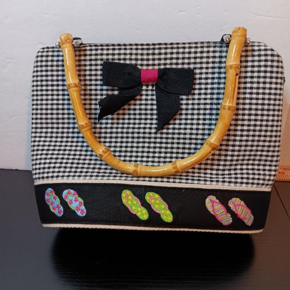 croft & barrow | Bags | Croft Barrow Embroidered Flip Flop Purse Black ...